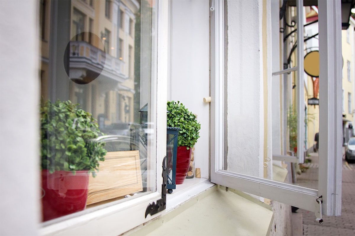 Why Should You Open Your Windows During Winter Months?